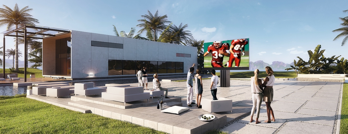 C SEED 201 and 144 TV I Outdoor TV I The world´s largest outdoor ...